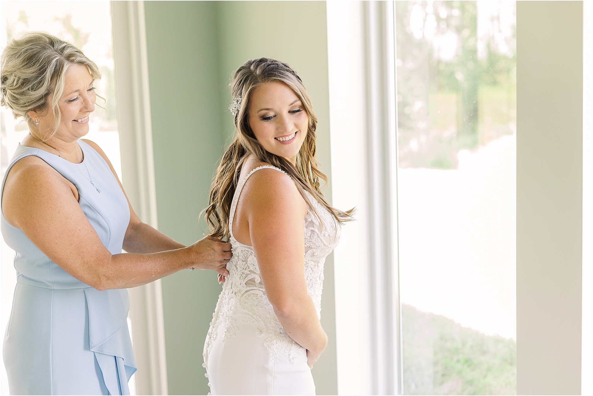 Missouri Summer Wedding | Gorgeous gray palette wedding at The Copper ...