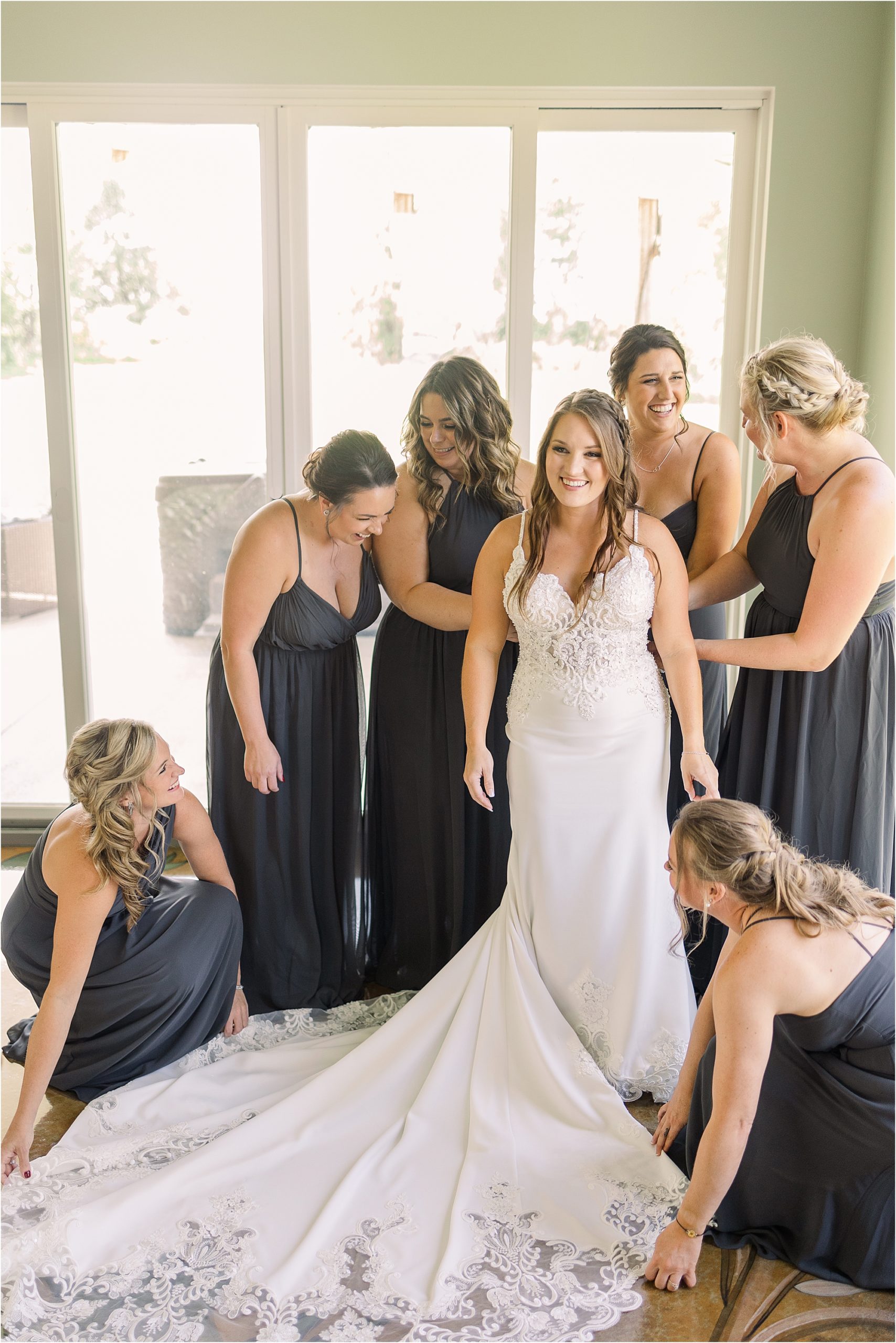 Missouri Summer Wedding | Gorgeous gray palette wedding at The Copper ...